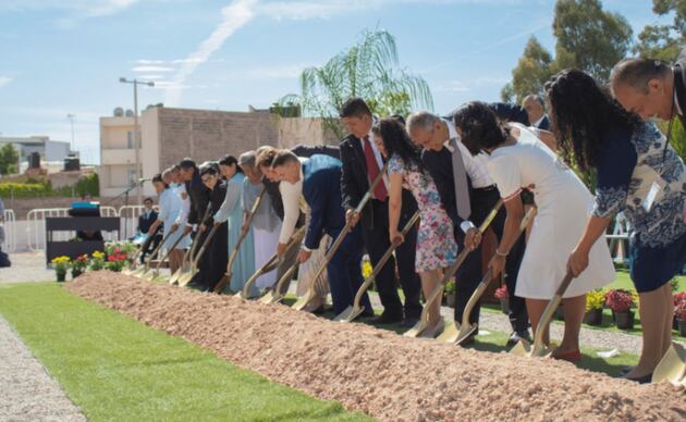 Se realizó la palada inicial del Templo de San Luis Potosí México ...